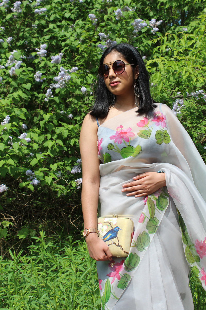 Gray Tamarai Saree – THARAKAS